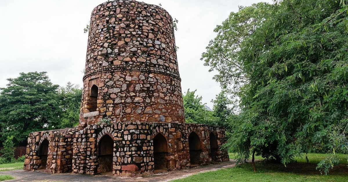 Hauz Khas Delhi Perfect Blend of History and Modern Vibes